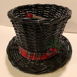 Disney Frozen | Holiday | Disney Frozen Elsa And Anna Santa Hat ...